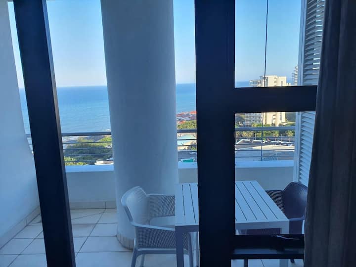 Pearls 1312 - Umhlanga