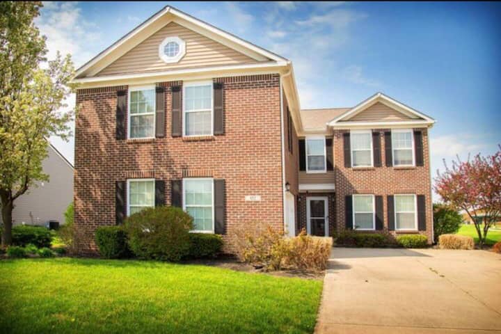 4bed, 2.5ba /King Beds/dedicated Office/large Yard - The Waterpark, Carmel