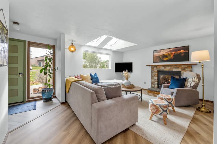 5 Star Location Central To Downtown & Hospitals - - Spokane, WA