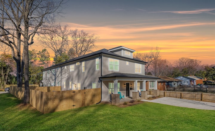 Bancroft Bungalow - Hot Tub - Uptown Retreat - Charlotte, NC