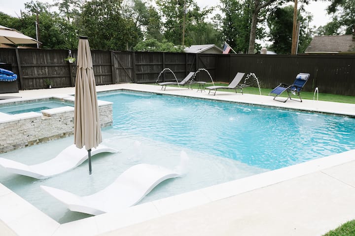 Pool, Hot Tub, Deck, King Bed - Hammond, LA