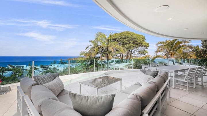 Taormina | Ocean Views, Wifi | Accom Holidays - Central Coast