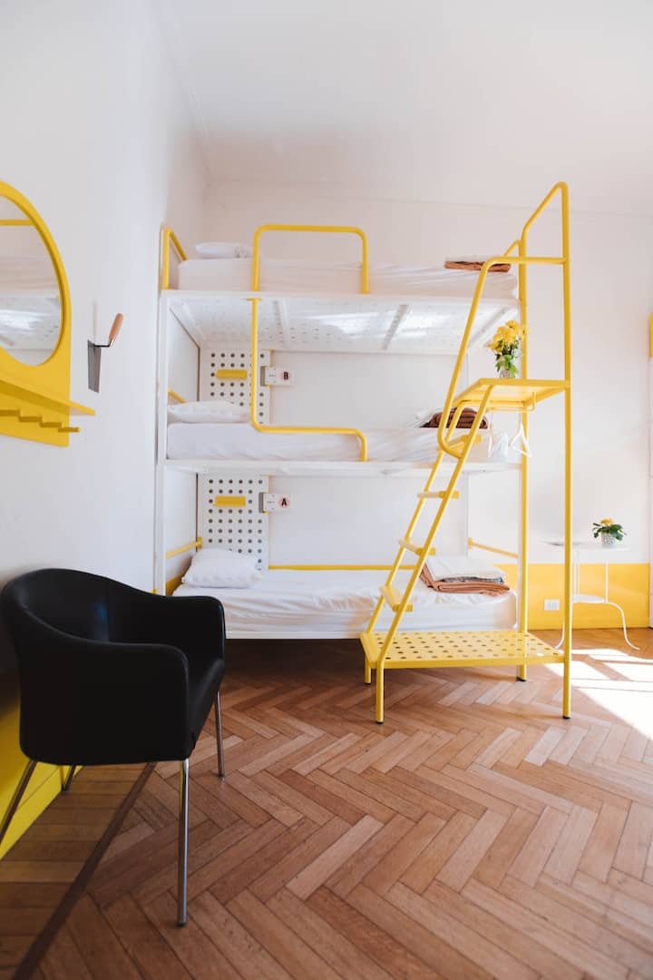 8 Bed Mixed Dorm - Côme