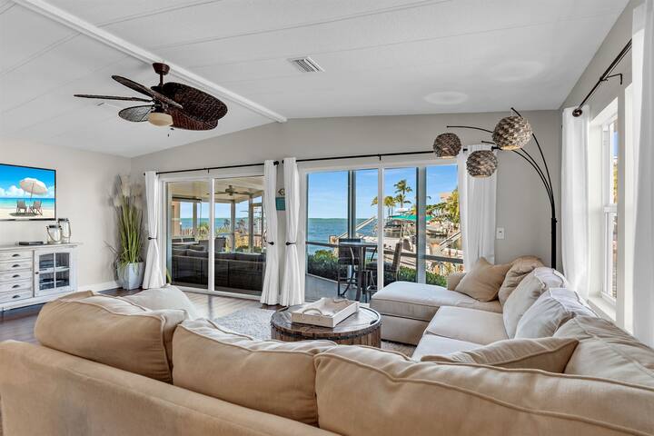 Stunning Tavernier Home With Dockage & Bay Views - Tavernier, FL