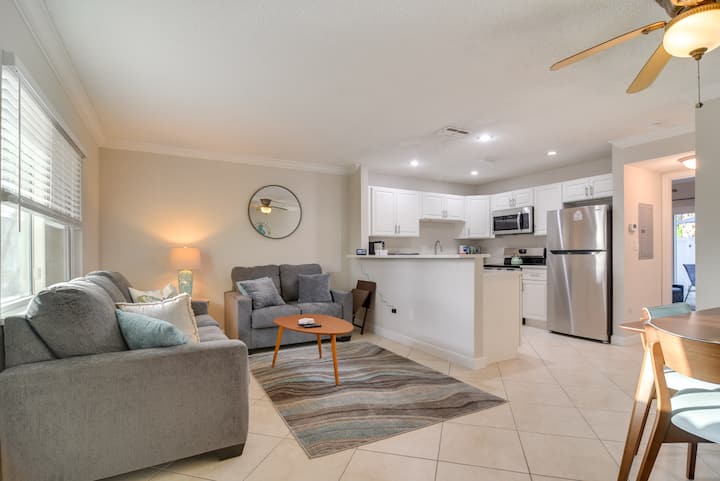 Near Beach! Modern Ground-floor Condo In St Pete - St. Pete Beach