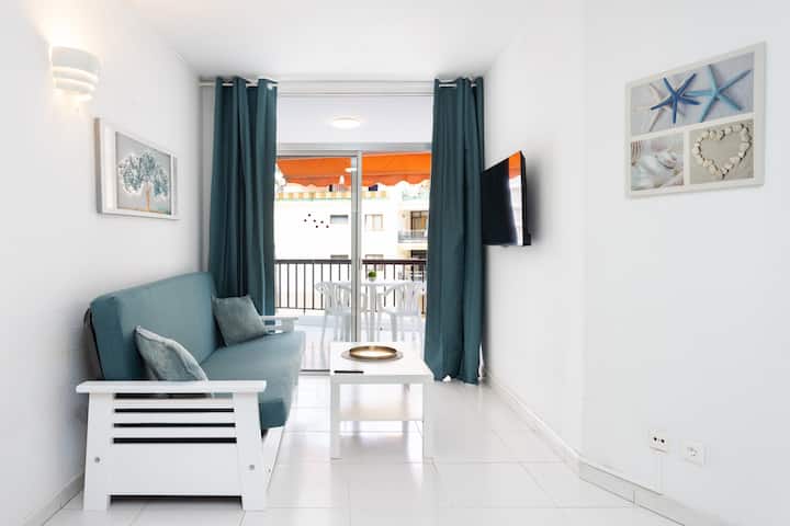 Los Cristianos. Lovely Sea View Apt - Los Cristianos
