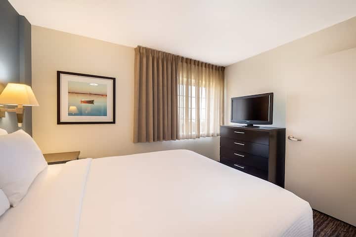 3 Convenient Units! Near Ace Recreational Park - Huntsville, AL