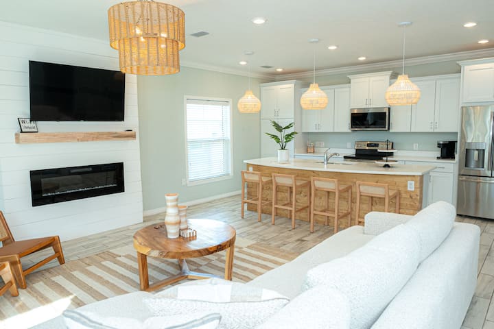 4bd Villa, Pools, Golf, Fitness, Beach Club Access - Perdido Key, FL