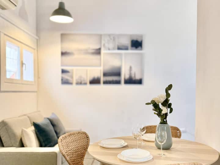 Tirso De Molina Iv - Estudio En El Centro - Madrid