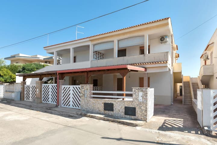 Casa Iro By Barbarhouse - Torre Lapillo