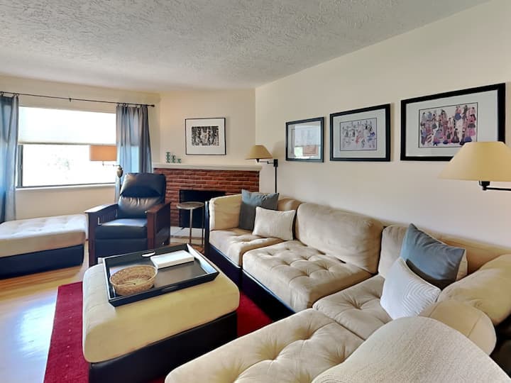 Casa Amarilla | Getaway Near Santa Fe Plaza! - Santa Fe, NM