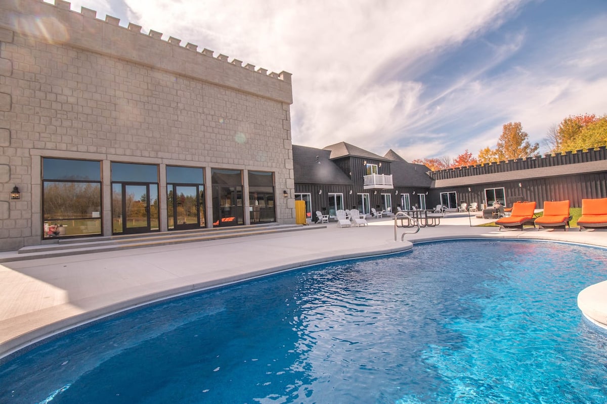 Hilltop Castle - Castles for Rent in Beach Lake, Pennsylvania, United ...