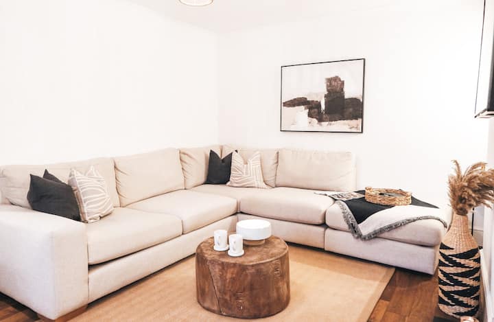 Pye Corner Cottage, 3x Double Rooms, 2 Showers - Newport
