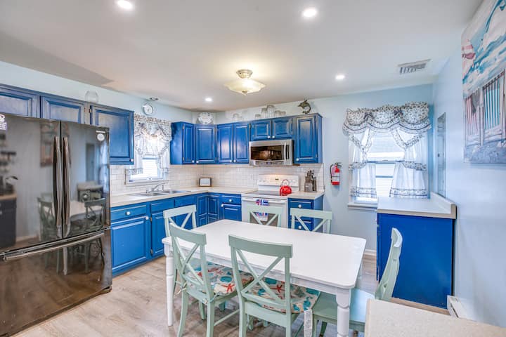 Beach House W/ Private Pool In North Wildwood - Kong, Wildwood
