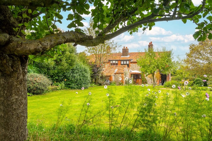 Annie's Cottage By Big Skies Cottages - Briston
