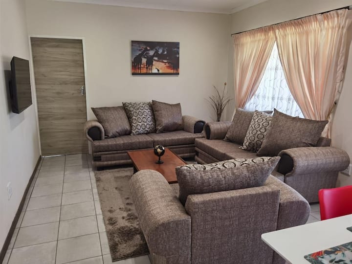 Deluxe Apartment - Cullinan