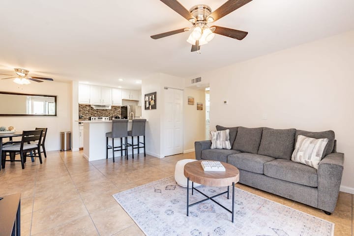 Vacay Villa I Old Town Scottsdale | Brand New! - Scottsdale, AZ