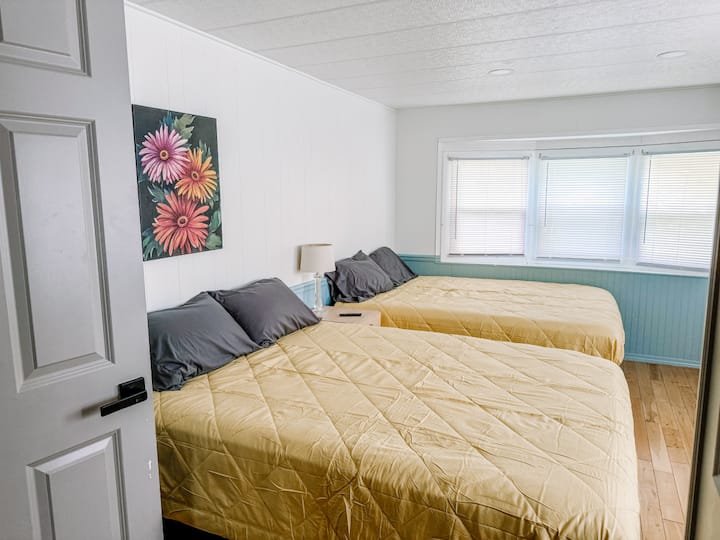 4 Bd/ 10 Min To Downtown W/d - Indianapolis, IN