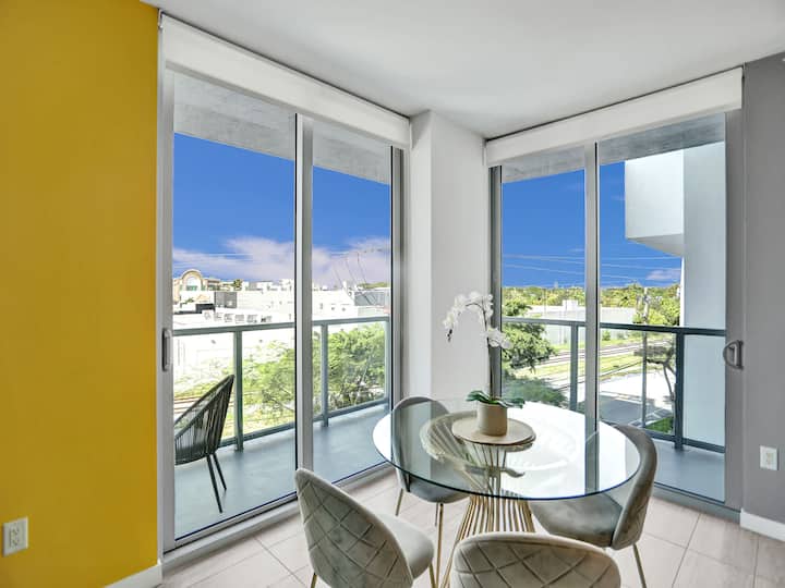 New 1 Bdrm Condo Best Miami Location - Miami