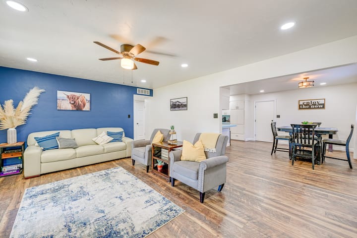 Visalia Vacation Rental W/ Yard: 1 Mi To Downtown - Adventure Park, Visalia
