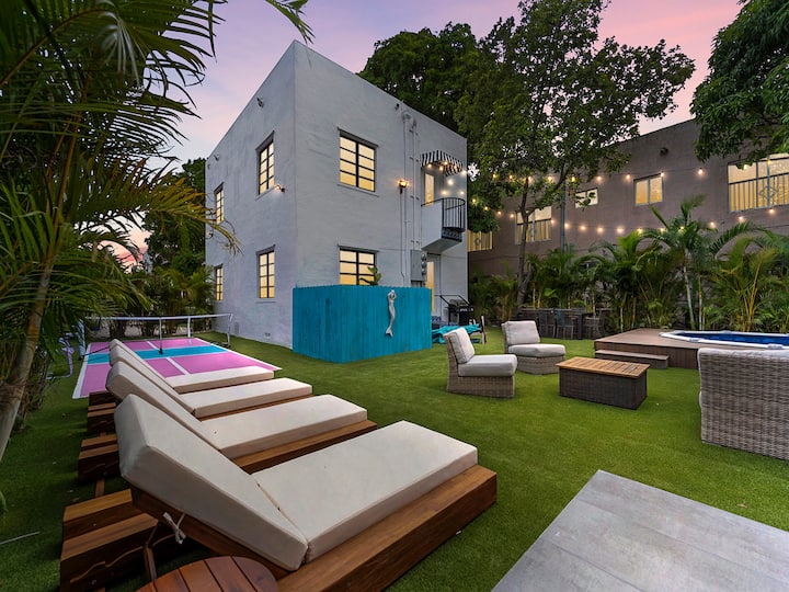 Villa Mi Amor | Walkable | Pool & Games - マイアミ