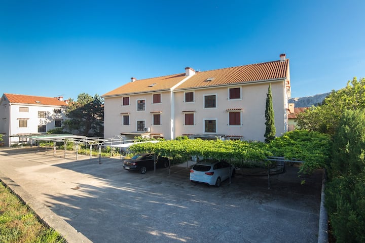 Apartments Antica With A Balcony - Apartment Antic - Baška