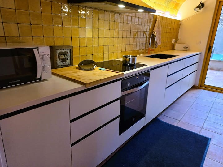 Villa Groga, Pour 6 Personnes, Petite Piscine Priv - Empuriabrava