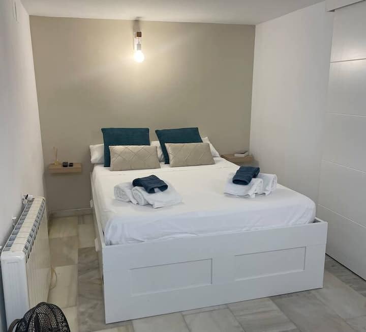Arri B - Beautiful Duplex In Las Ventas - Adolfo Suárez Madrid–Barajas Airport (MAD)