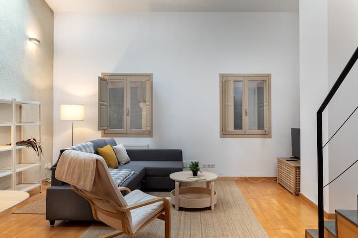 Flateli. Cort Reial 7 - Girona