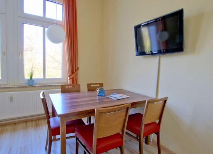 Villa Rosengarten 7 Rosenzweig - Ferienwohnung Für - Wangerooge