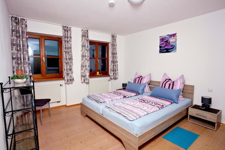 Moierhof Holiday Flat For 5 People With Balcony - Taching am See