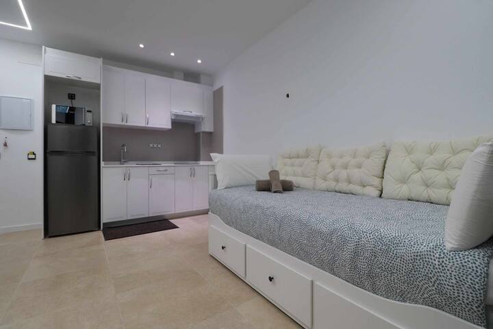 Hz3101 Apto Estudio Con Balcon - Arrecife