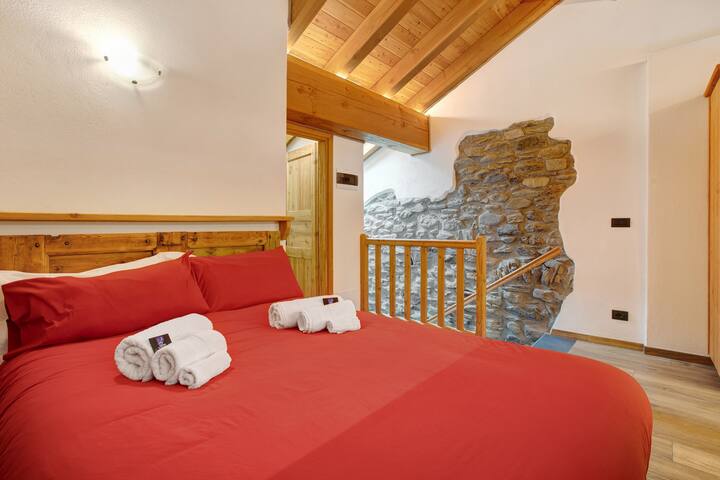 Aux Pieds Du Malatra' 1 - Aostatal