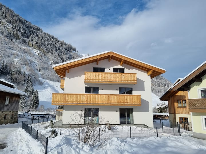 M1 - Penthouse Apartment - Lend