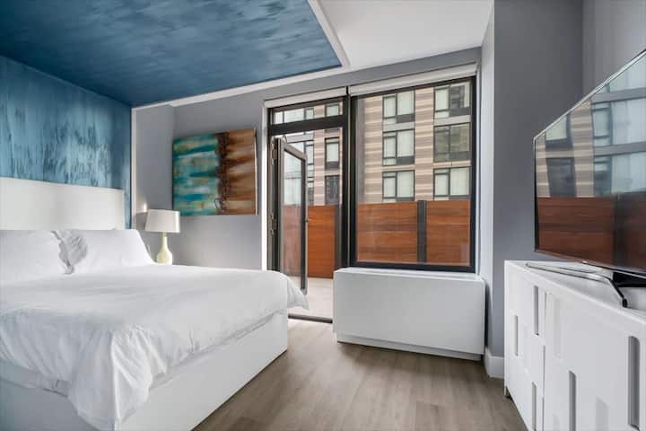Modern Studio W/balcony | Near Nyc | Kitchenette - Bronx