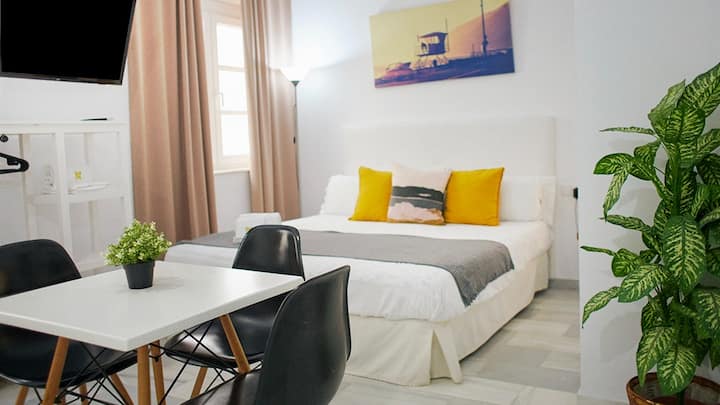 Estudio Deluxe 2 Personas - Cádiz