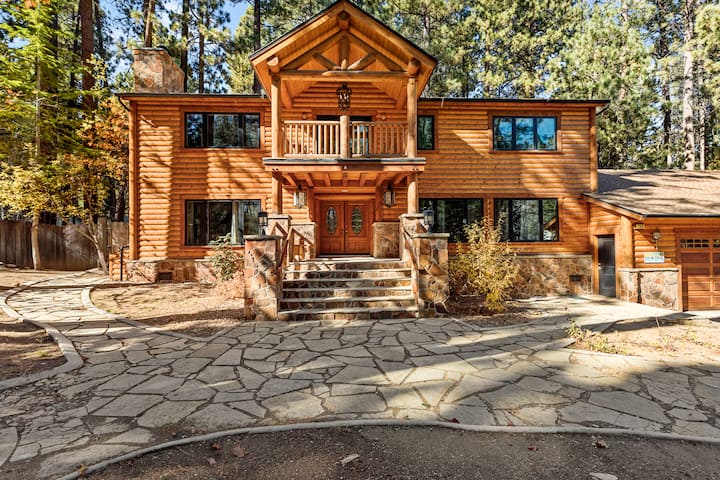 Summit Pine Lodge – Walk To Snow Summit! - Big Bear Lake, CA