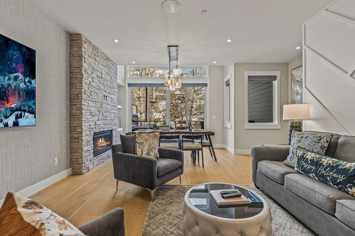 New！ Chambord By Ssr Top View Hot Tub 5br - Canmore