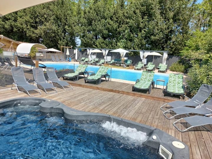 Zecamping 4* Tente 34m² Piscine - Eygalières