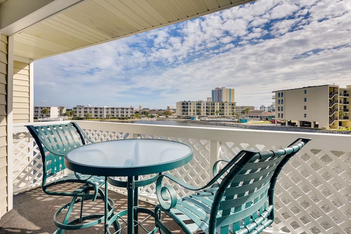 Nmb Condo: Walk To The Beach Or Use The Pool! - North Myrtle Beach, SC