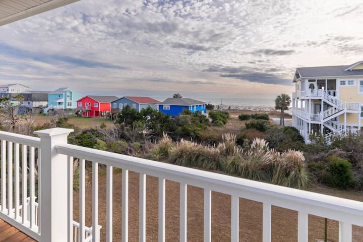 Wonderful Ocean Views - Large 5 Br Home Near Beach - Oak Island, NC