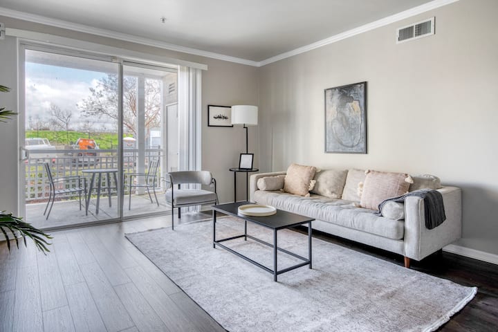 Blueground | Santa Clara, Gym & Pool, Nr Mall - Santa Clara, CA