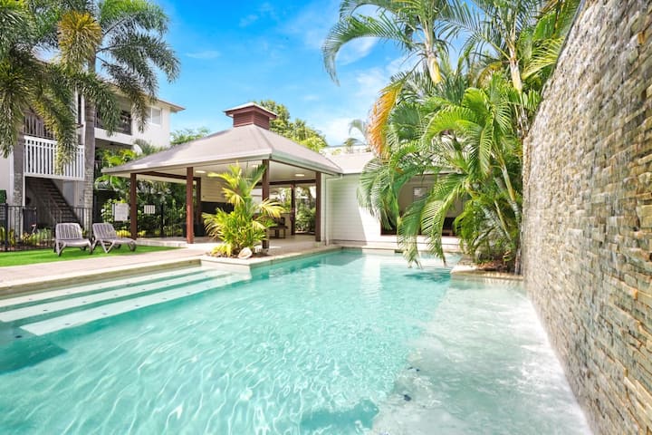 Royal Pavillions City Escape - Cairns