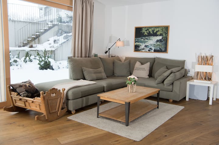 Valmala Holiday Flat For 5 People And A Family Dog - Valbella