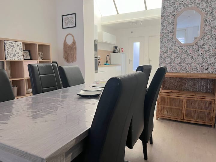 Maison Cosy 4 Chambres Lit Double - Tourcoing