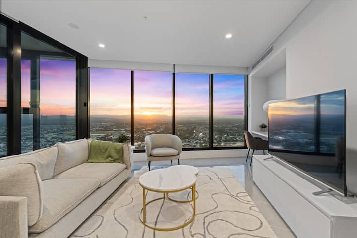 67f Sky-high Beach Escape | Gym, Pool & Sauna - Surfers Paradise