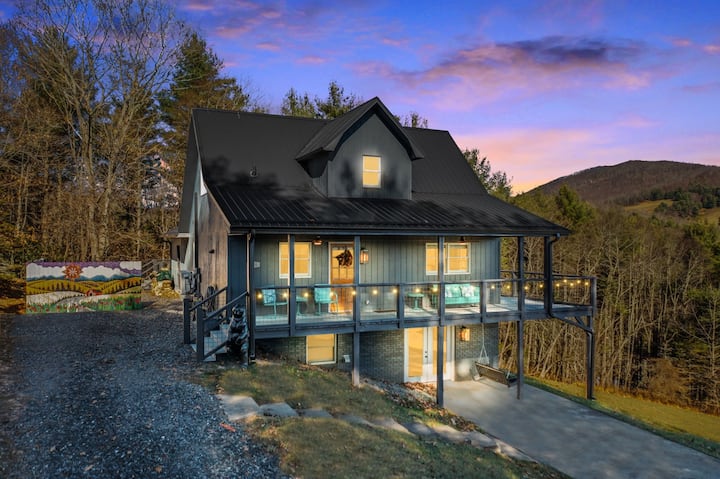 Firefly Farmhouse-fleetwood, Nc - West Jefferson, NC