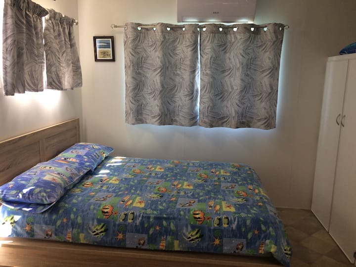 6 Berth Cabin(shared Bathroom) Weekly Rate - Sussex Inlet