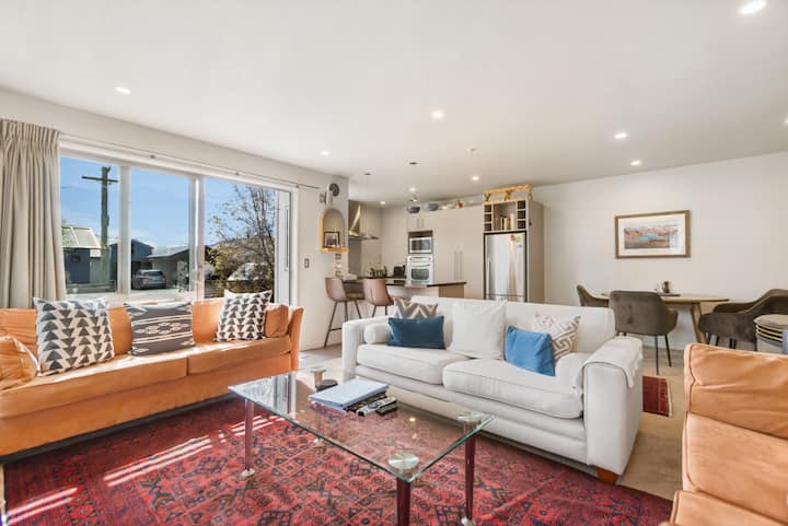 Amazing Location! Central 2 Bedroom Unit - Wanaka