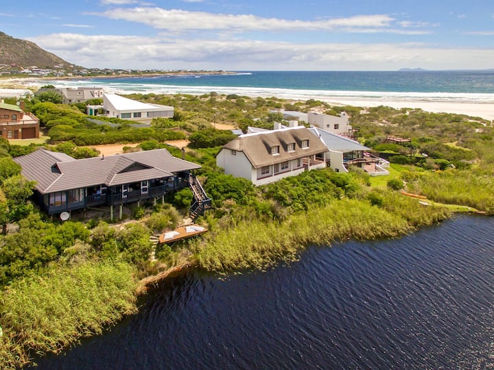 Moon River House - Pringle Bay